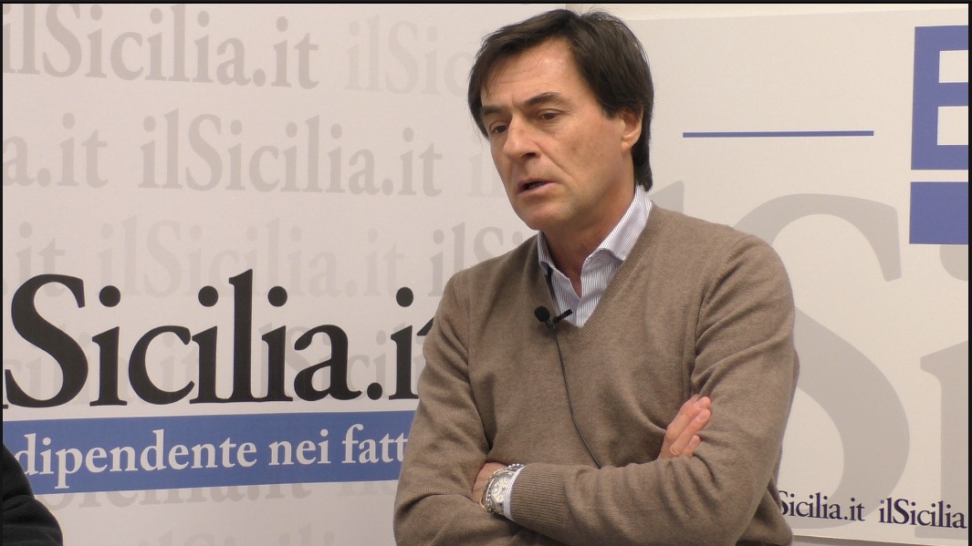 Verso le elezioni. Il ritorno di Cascio in Forza Italia: "In fondo non ...